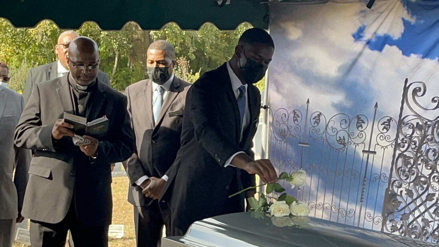 Homepage - Family First Funeral Services